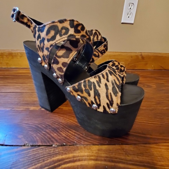 UNIF | Shoes | Unif Leopard Print Platform Heels | Poshmark